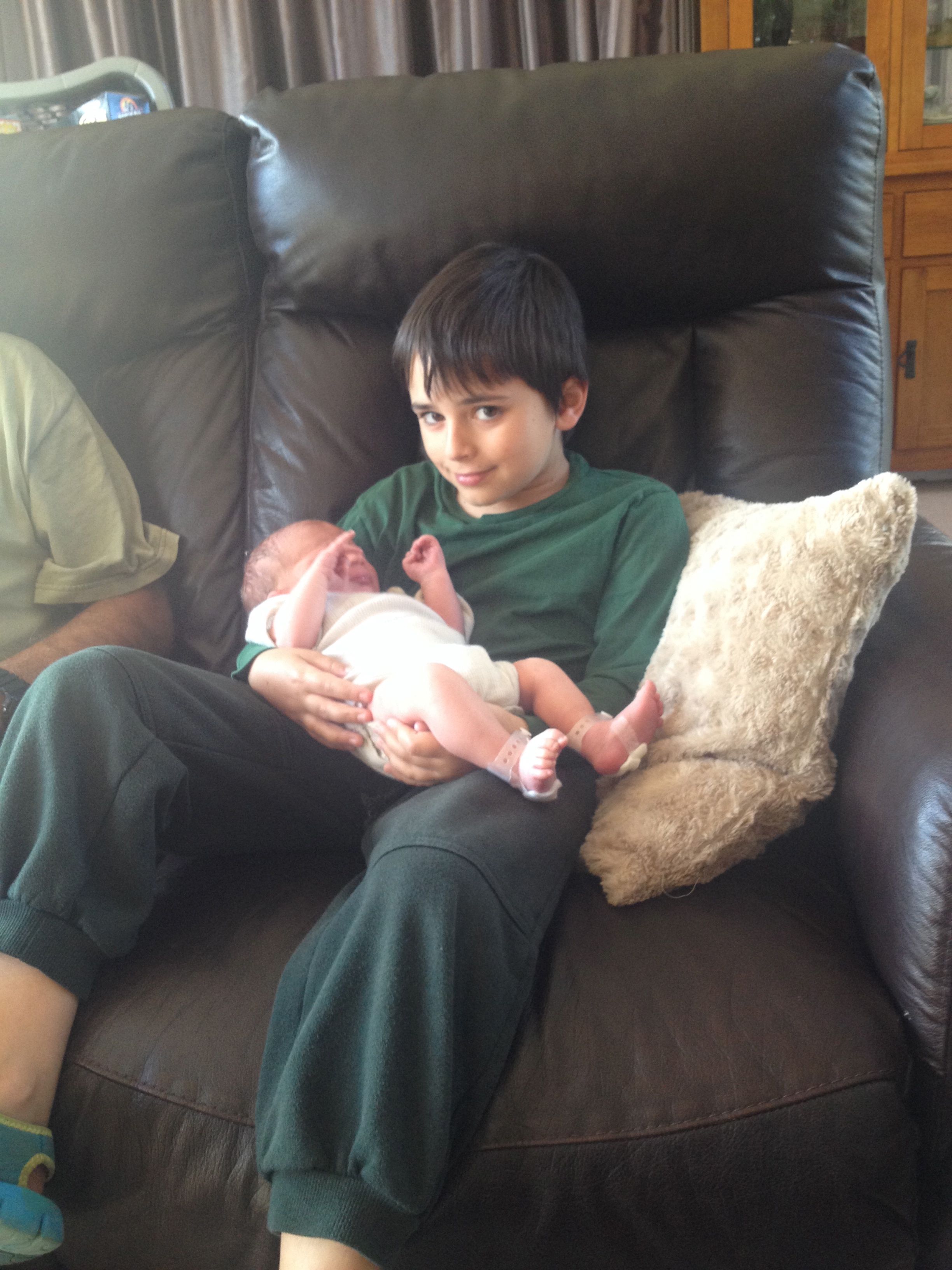 Holidays, Hospitals, Happiness and Hobbitses – Part Two | Dee’s Meanderings